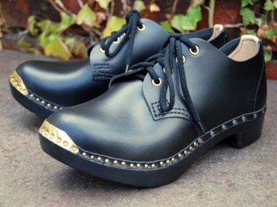 Gibson lace-up clogs - Simon Brock